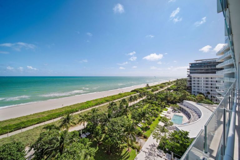 The Surf Club Four Seasons Residences | Luxury Condos Miami Beach
